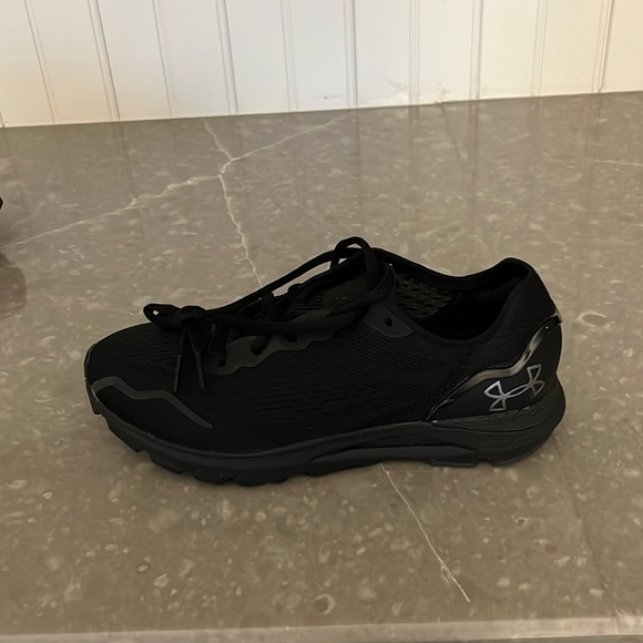 Under Armour | Shoes | Brand New Under Armor Hova Sneaker Sonic 6 ...